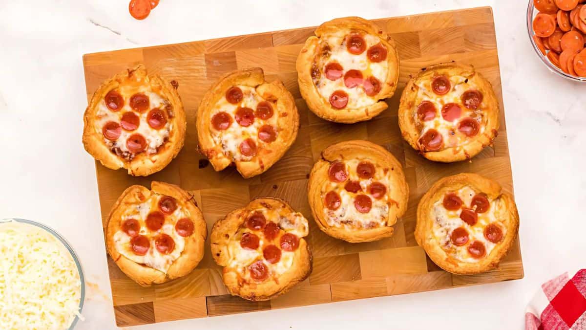 24 Game Night Dinner Ideas That’ll Please A Crowd