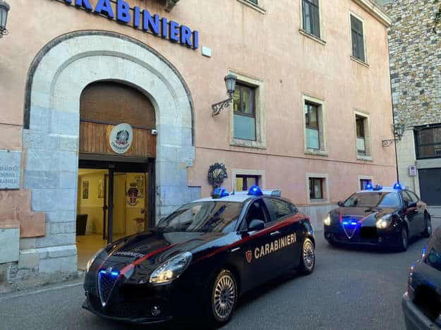 Estorsione con metodo mafioso: i carabinieri di Taormina hanno arrestato un esponente del clan ...