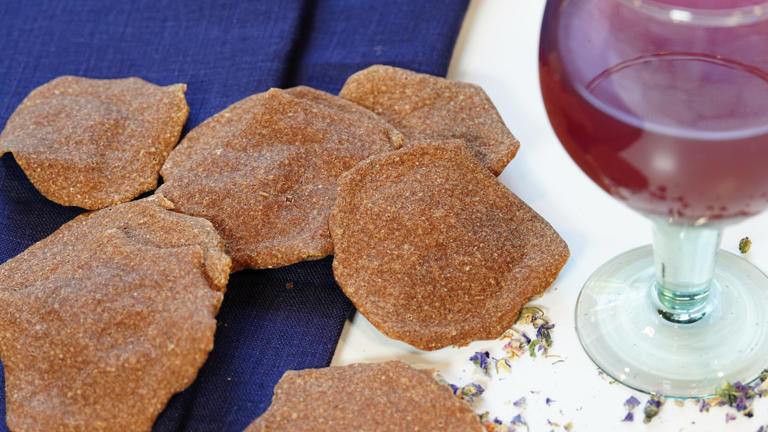 Eat Like a Medieval Nun: Hildegard von Bingen’s Cookies of Joy and ...