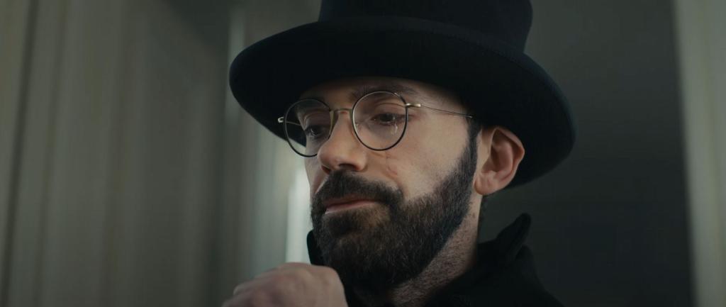 Vilebrequin : Pierre contre-attaque avec une mise en scène surprenante