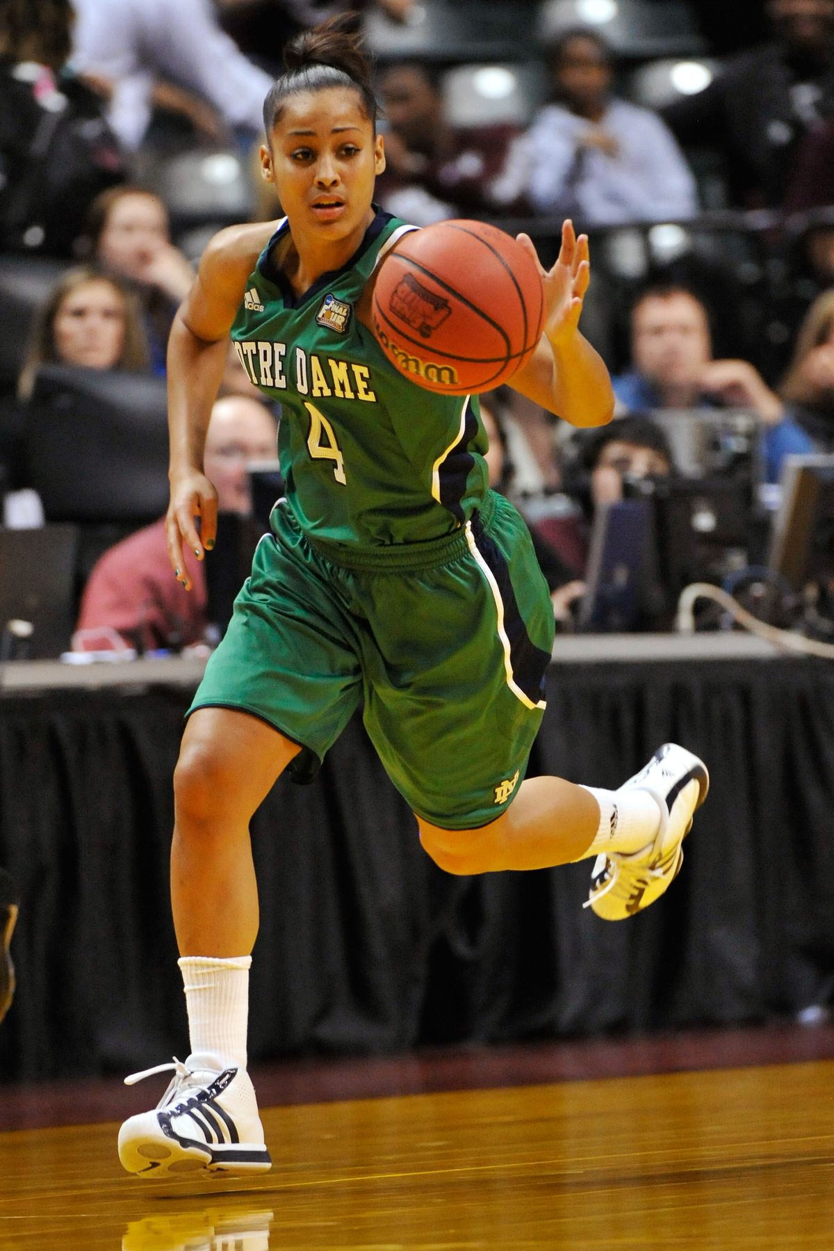 Ranking Top 10 Scorers in Notre Dame Women's College Basketball History ...