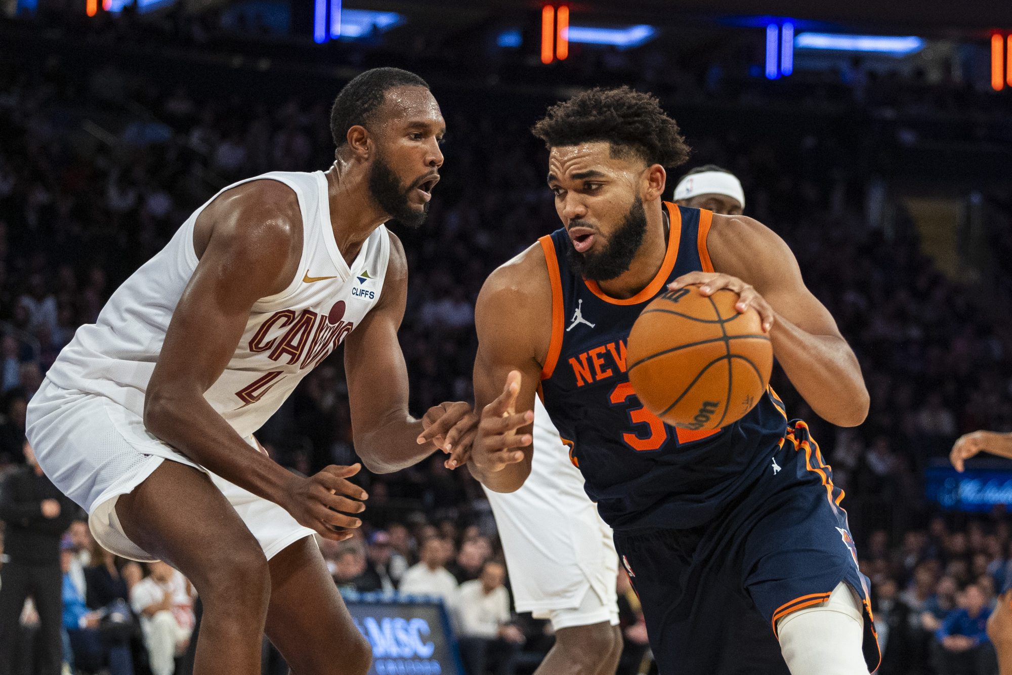 Knicks vs. Cavaliers odds, pick: NBA best bets, predictions, props Friday