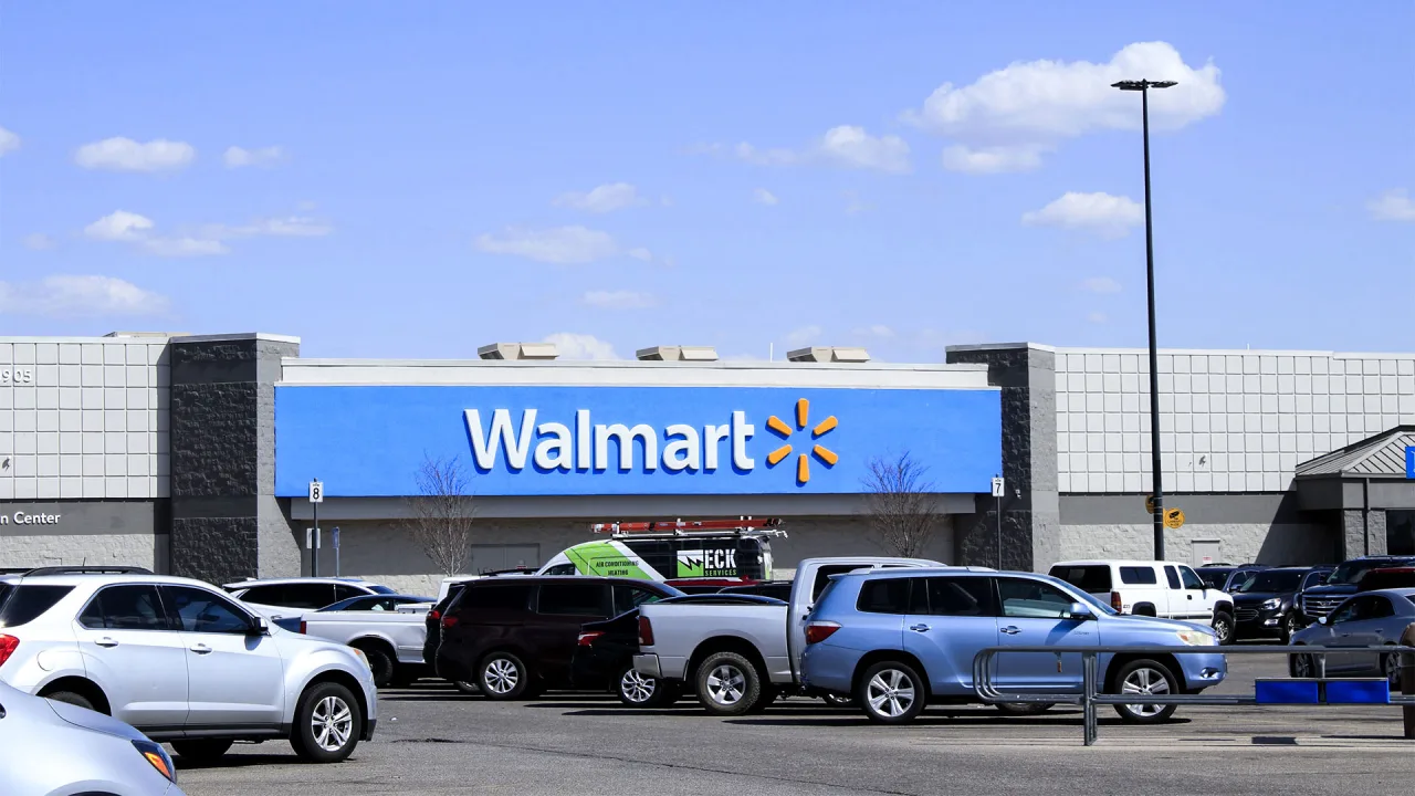 Walmart stock price falls on disappointing forecast, but the retail ...