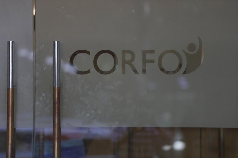 Ministra Tohá retruca críticas de la oposición por traspaso de Corfo ...