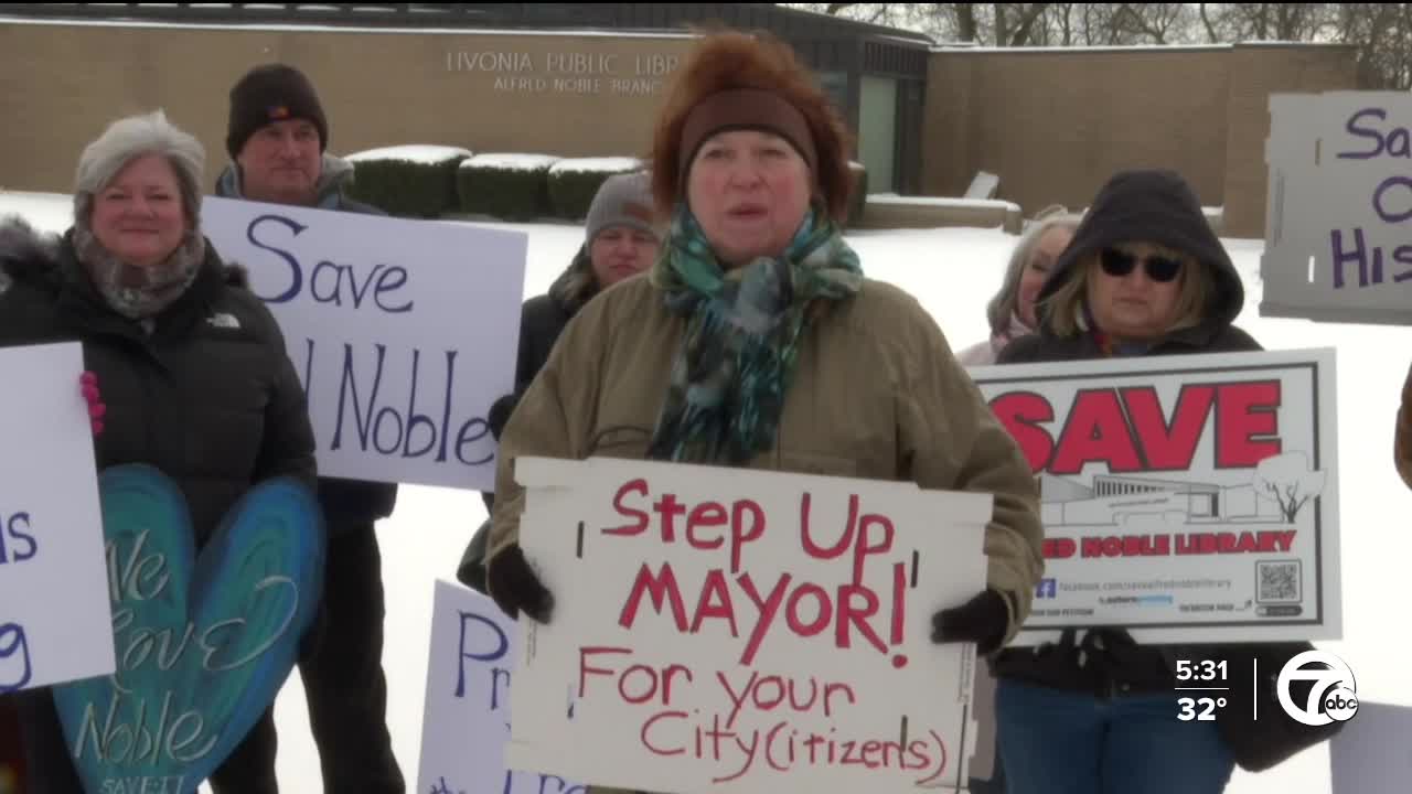 LIvonia residents fight to save Alfred Noble Library