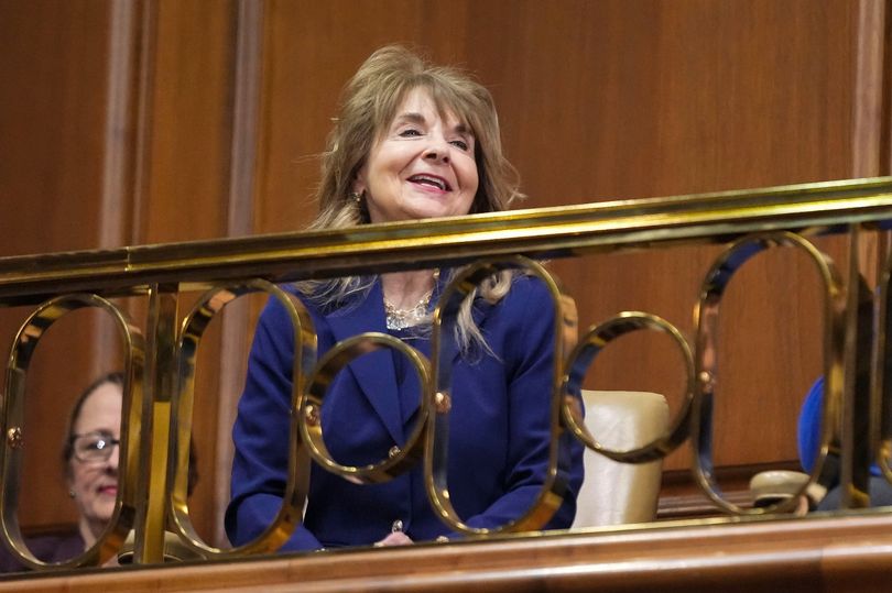 Indiana First Lady Braun pairs up with Dolly Parton’s library program ...