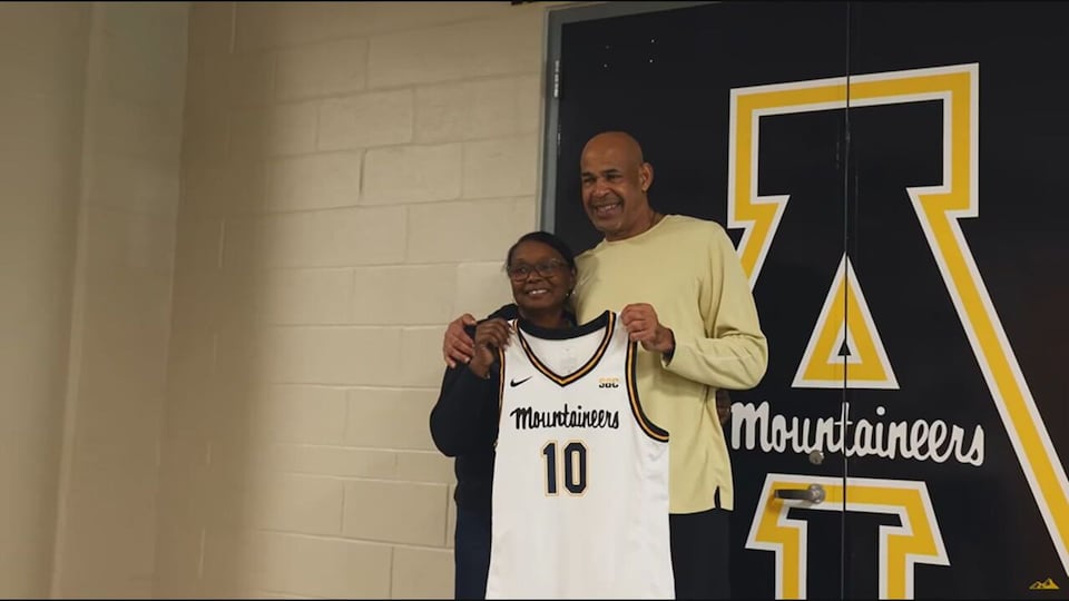 App State to retire Darryl Robinson’s jersey for historic basketball honor