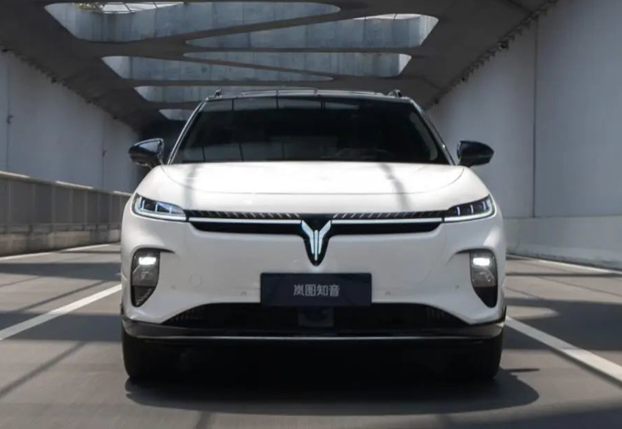 纯电续航超900km的SUV，20万以内就能买？这也太卷了吧！