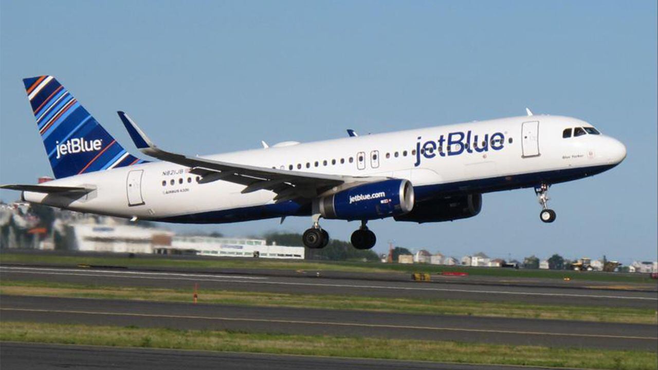 JetBlue pilot arrested at Boston airport on warrant out of Huntersville