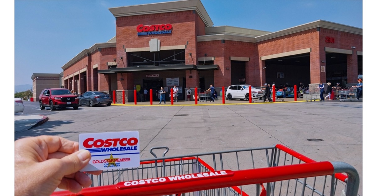 A Longtime Member`s Guide to the 23 Best Costco Groceries