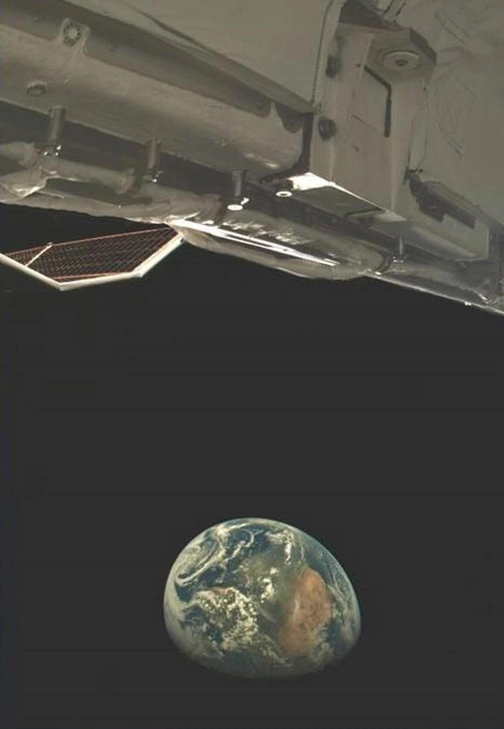 Secretive X-37B space plane shares first images from orbit; see photos Secretive X-37B space plane shares first images from orbit; see photos