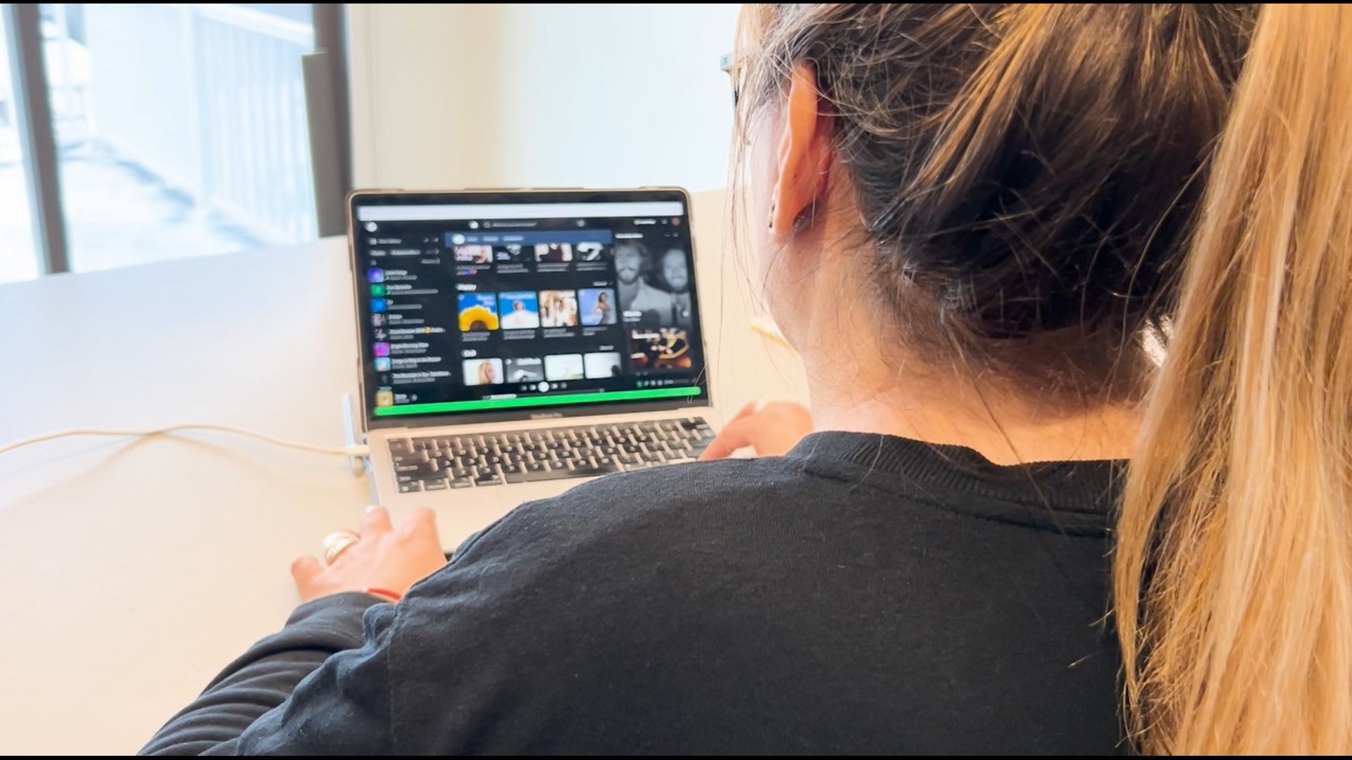 Cut your subscriptions to save money | Consumer Reports