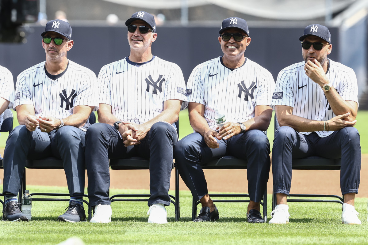 Yankees Legend Drops Unexpected Two-Word Response to New Beard Rules