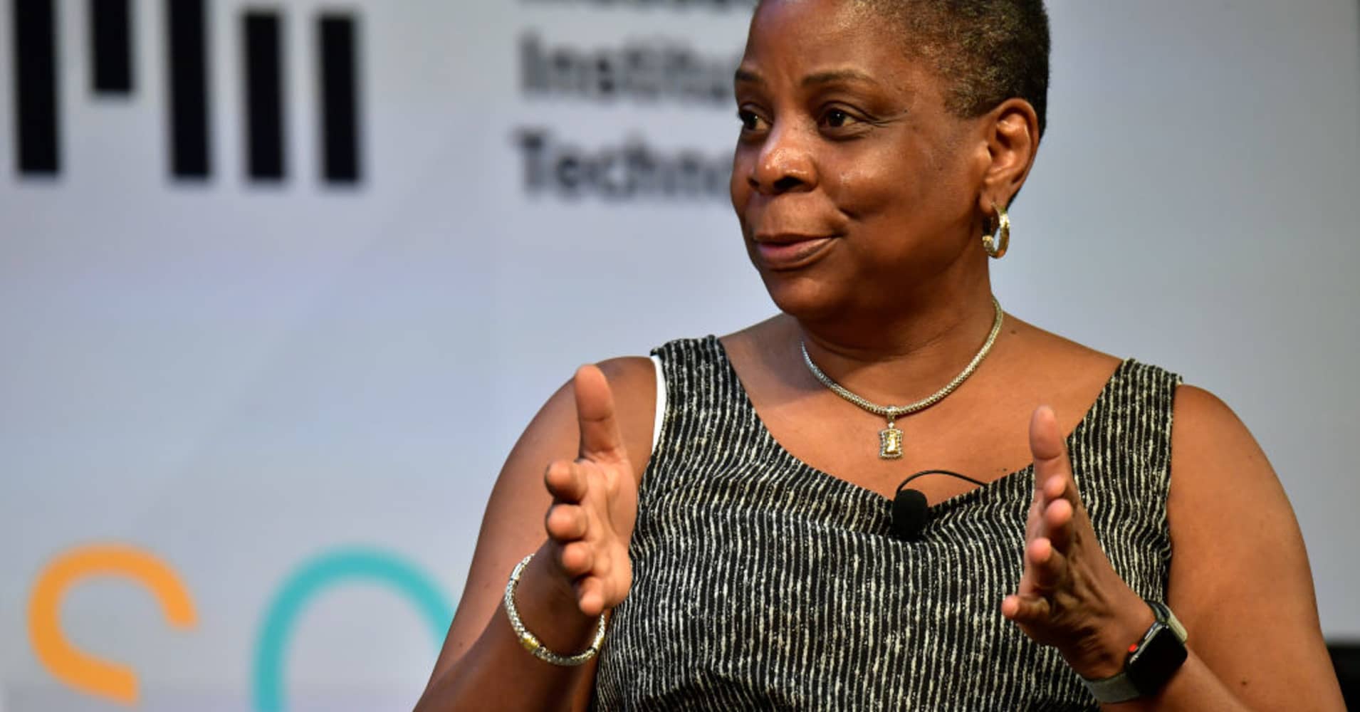 The No. 1 habit great leaders have in common, according to first Black ...