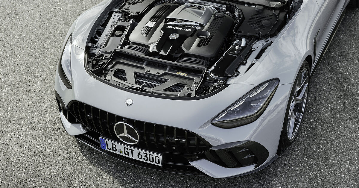 Mercedes Will Keep Its Best Engines Around