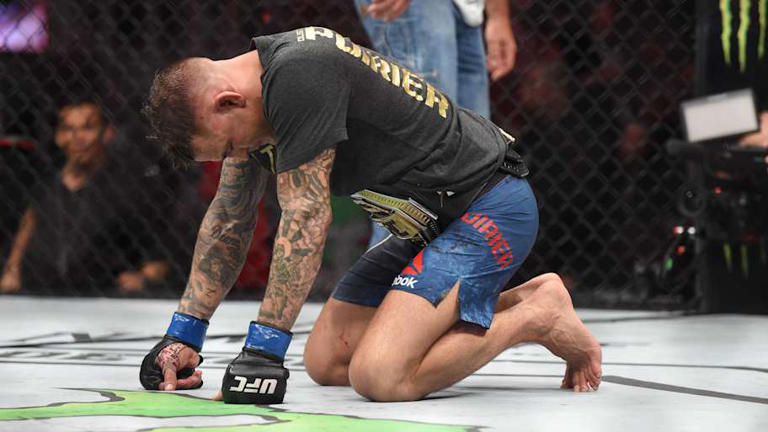 Israel Adesanya pays respect to retiring Dustin Poirier for legendary feat