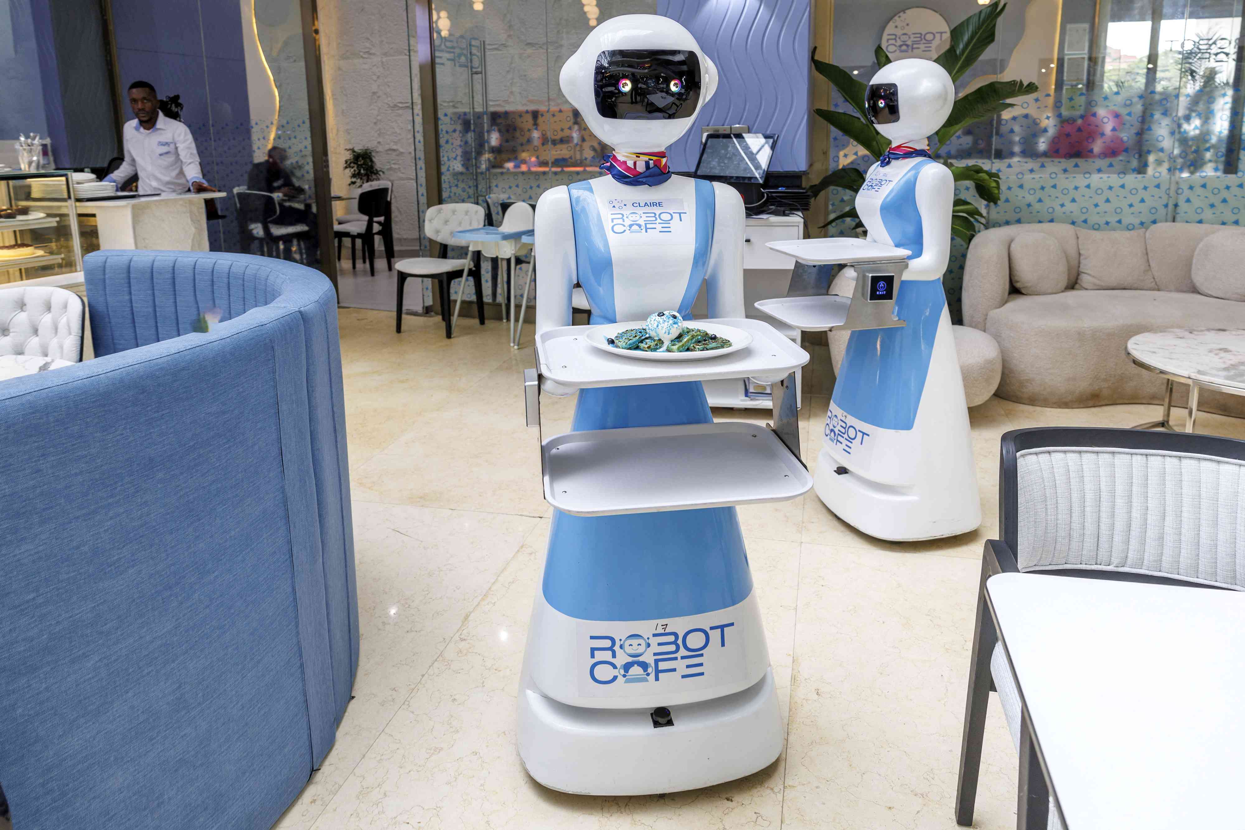 How AI Is Revolutionizing Restaurants, From Smart Menus to Dynamic Pricing