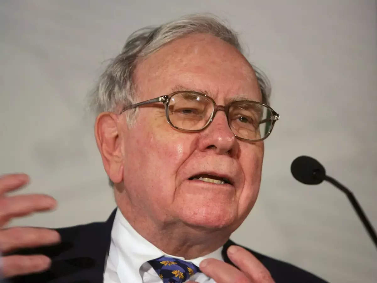 Warren Buffett's big Valentine's Day revelation: He has piled into two ...