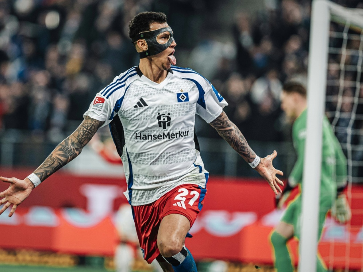 Selke trifft doppelt: HSV zurück an der Spitze