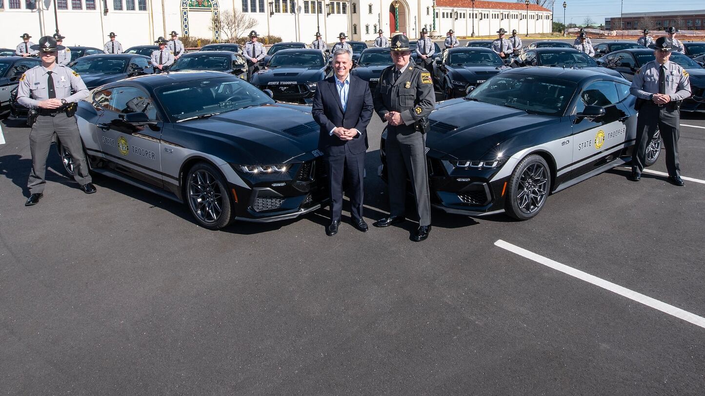Highway Patrol brings back Ford Mustangs