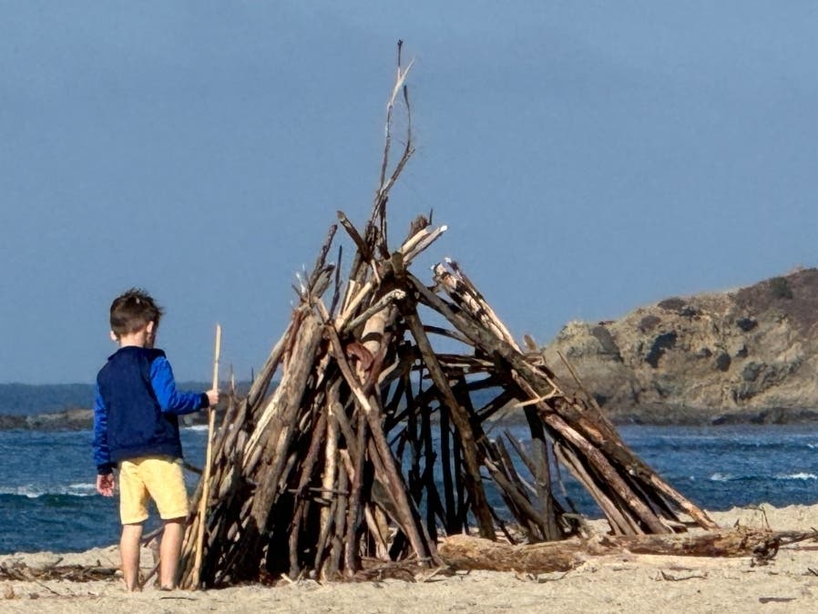 A Boy And His Teepee On Aliso Creek Beach: Photo Of The Day
