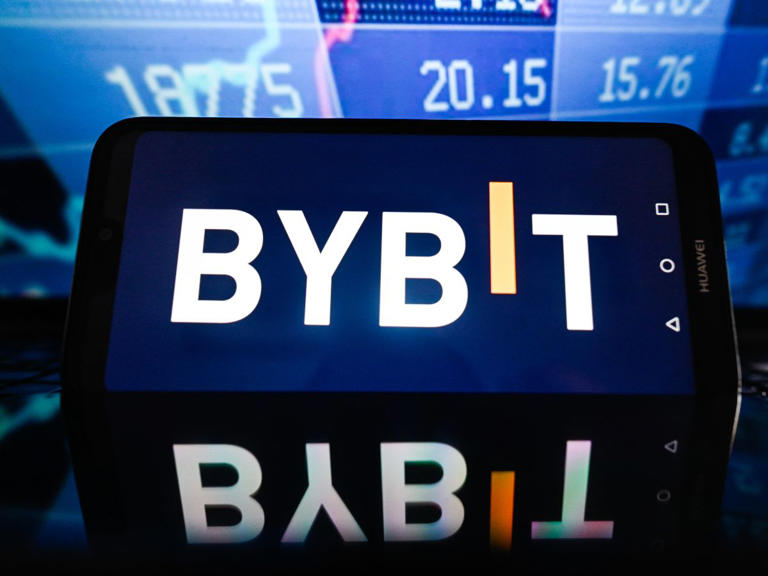 Ethereum Falls As Bybit Gets Hit By The Biggest Crypto Hack in History – Retail Traders Fume