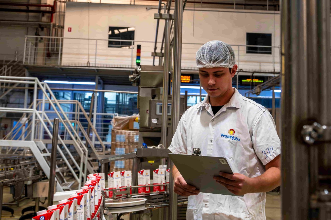 IEL oferece 1,4 mil vagas de estágio com bolsas de até R$ 2,6 mil