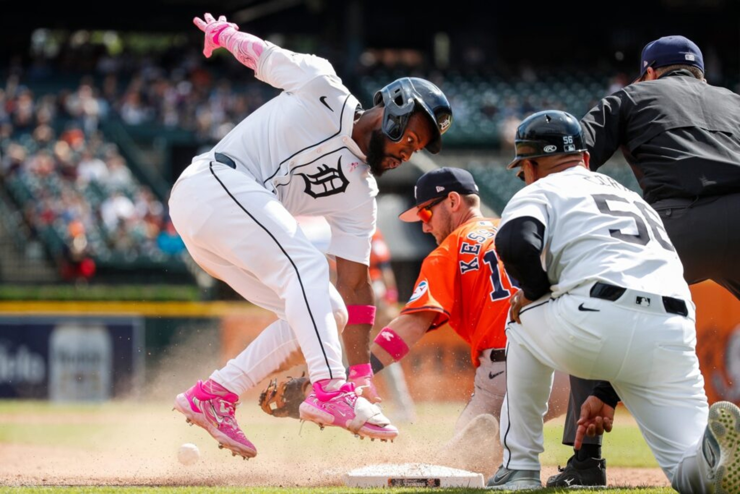 Injury Strikes Early for Tigers as Outfielder Undergoes Surgery