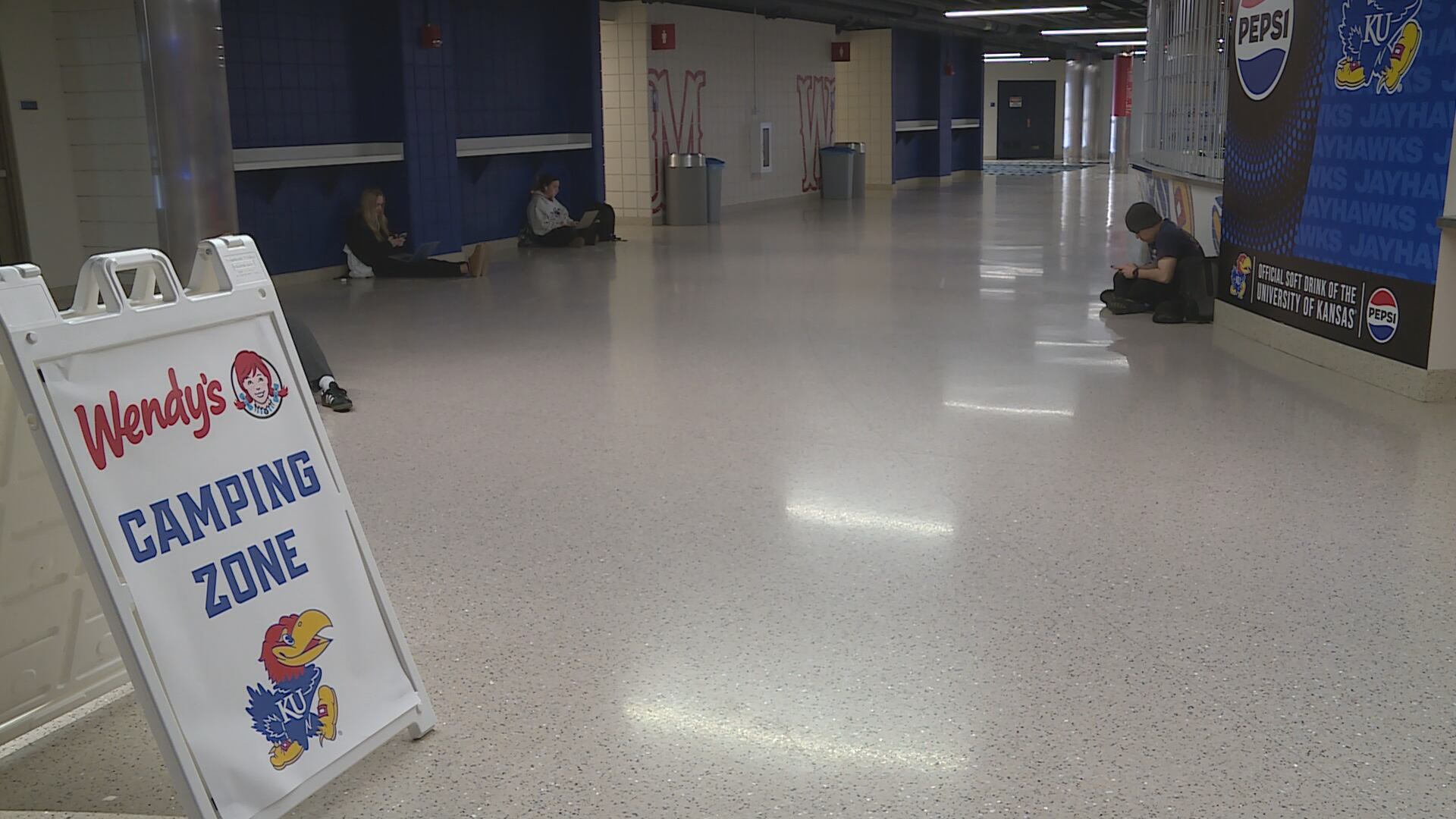 KU students maintain love for men’s basketball team after recent losses ...