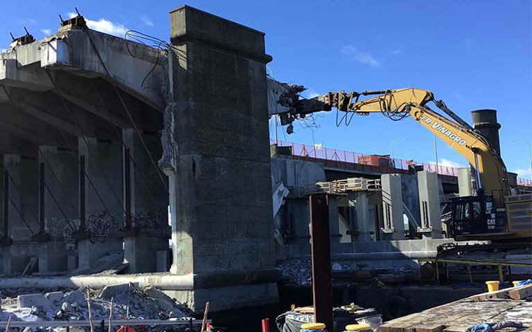 Crews finish first phase of Washington Bridge demolition