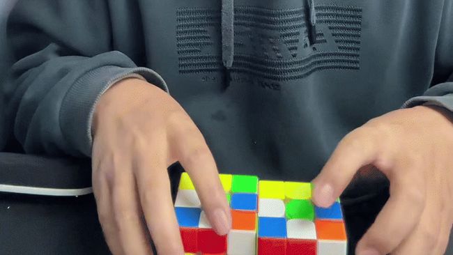 Guy Pulls Off Multiple Rubik's Cube Tricks in Under 2 Minutes With Eyes ...