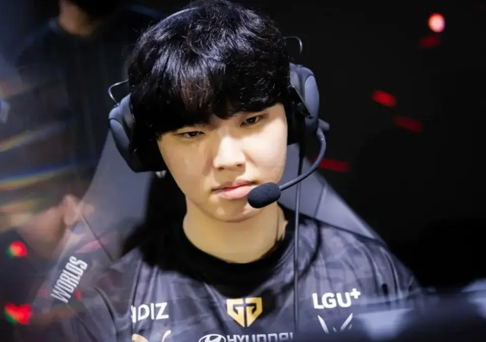 GEN晋级决赛！3-0横扫DK！Chovy全场游龙，showmaker惨遭压制