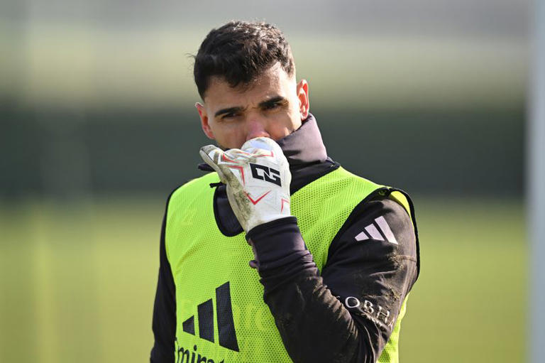 David Raya makes bold Liverpool claim as Arsenal title race 'confidence ...