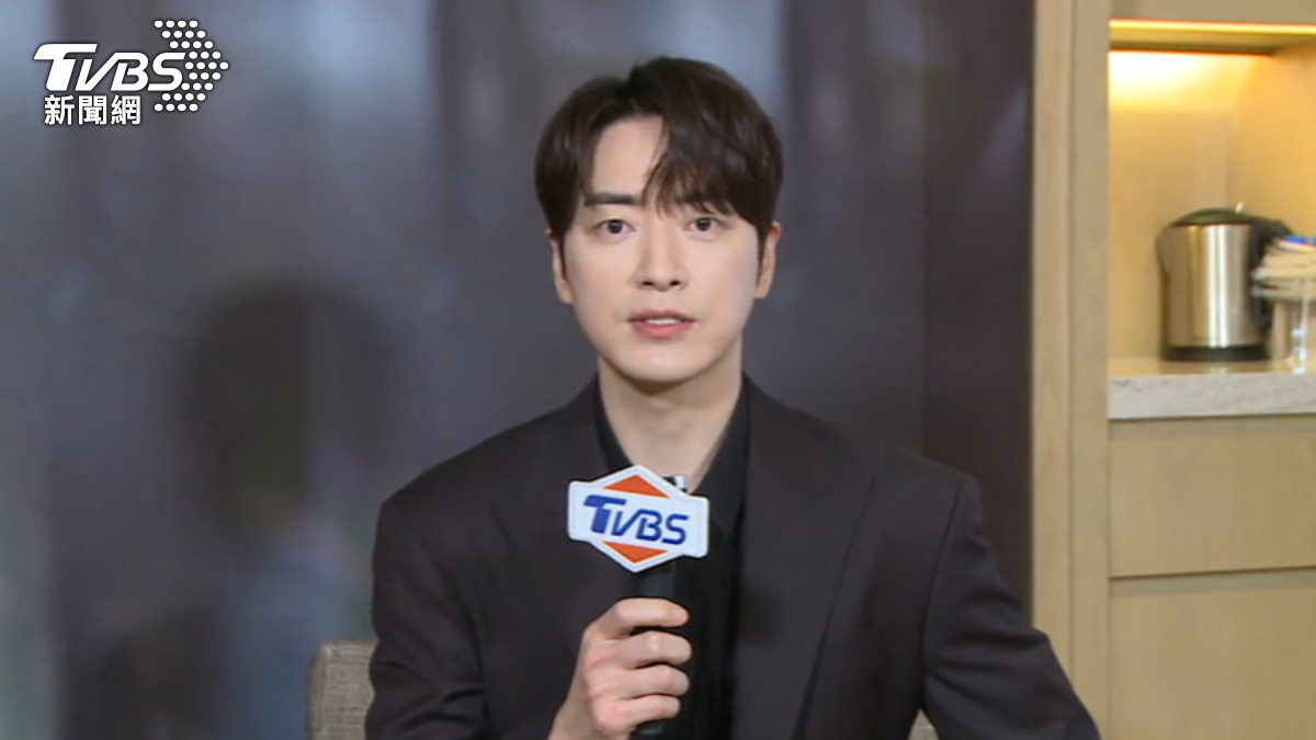 TVBS獨家專訪！ 《我的完美秘書》李浚赫是I人！甜喊話台灣粉絲：「允許我害羞嗎？」