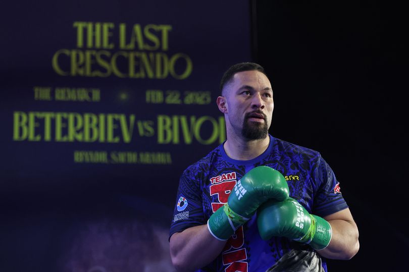 Boxing tonight: Ringwalk times, fight card, TV and live stream details ...