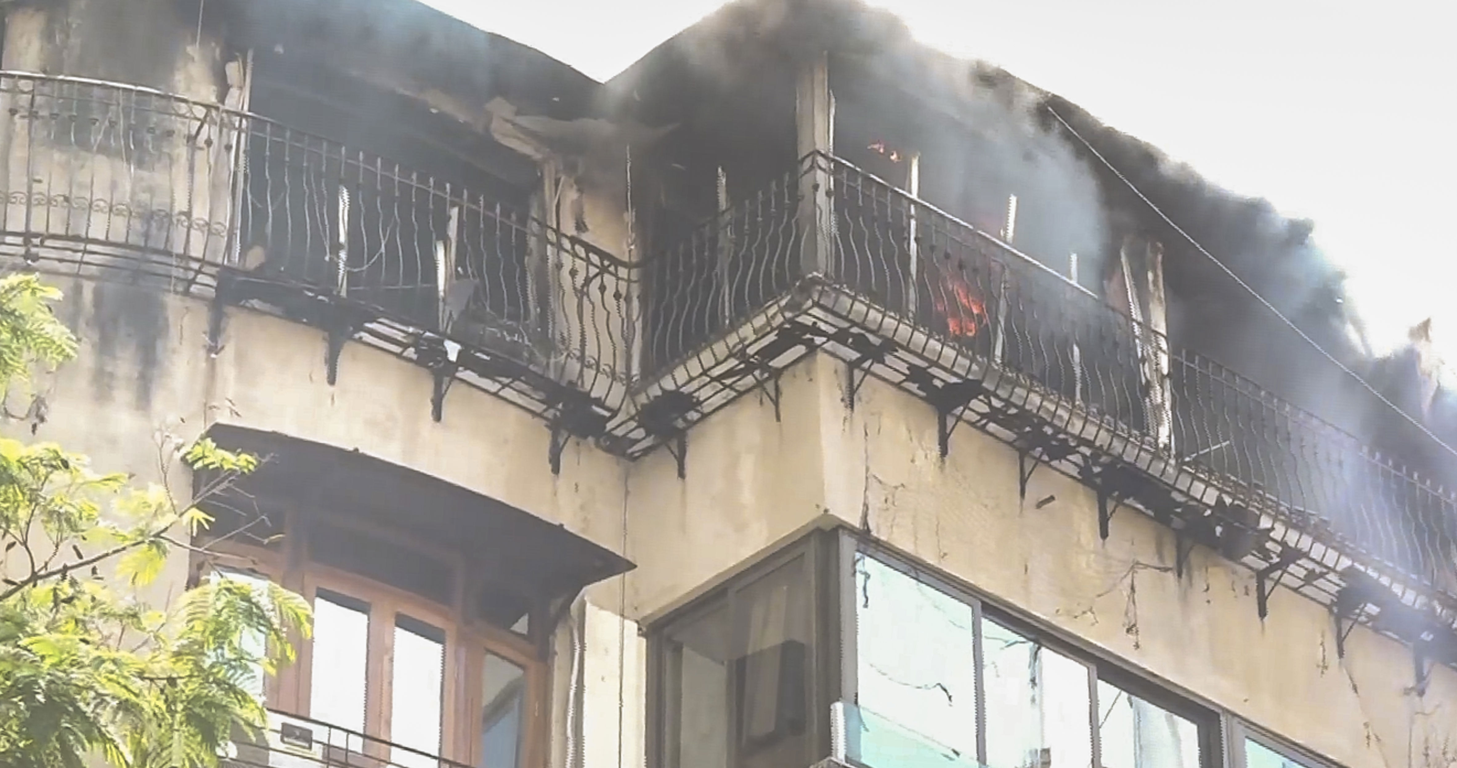 Fire at building in south Mumbai doused, no one hurt; residents ...