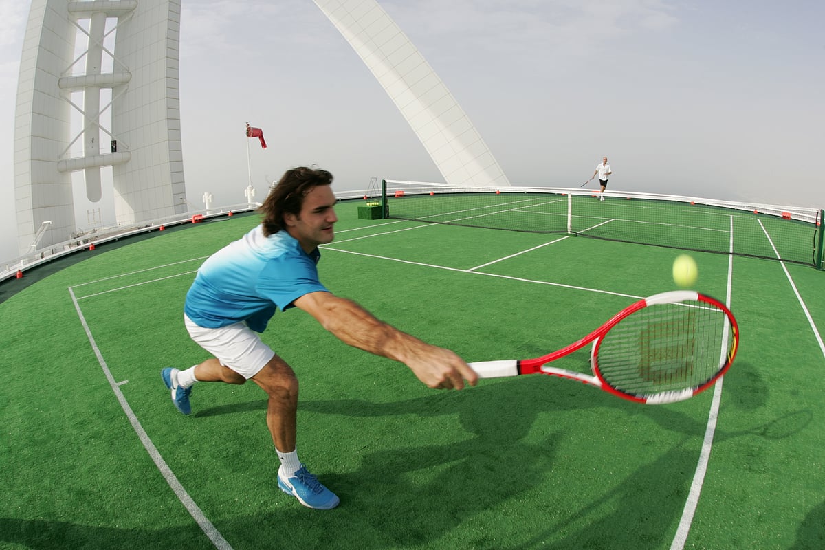 Dubai: 20 years ago, Federer and Agassi played a famous match on Burj ...