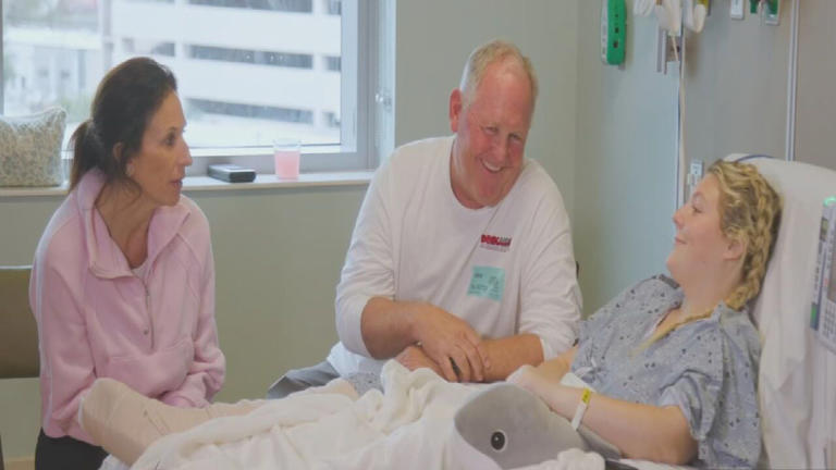 Shark Bite Survivor Leaves Rehab