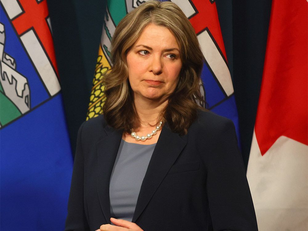 Bell: Smith tells Canada hands off Alberta oil, while Ford no hero