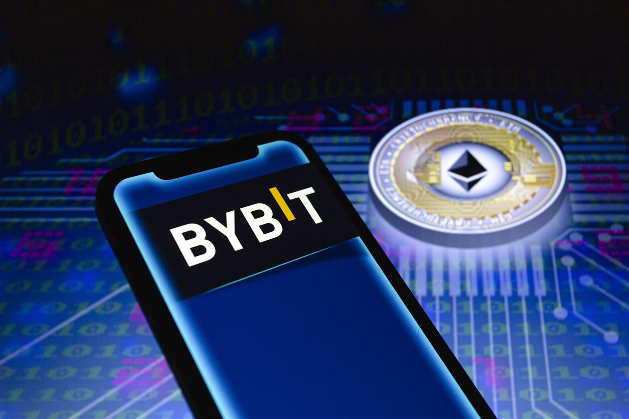 1,5 miljard dollar aan cryptomunten buitgemaakt door hack cryptobeurs Bybit 1,5 miljard dollar aan cryptomunten buitgemaakt door hack cryptobeurs Bybit