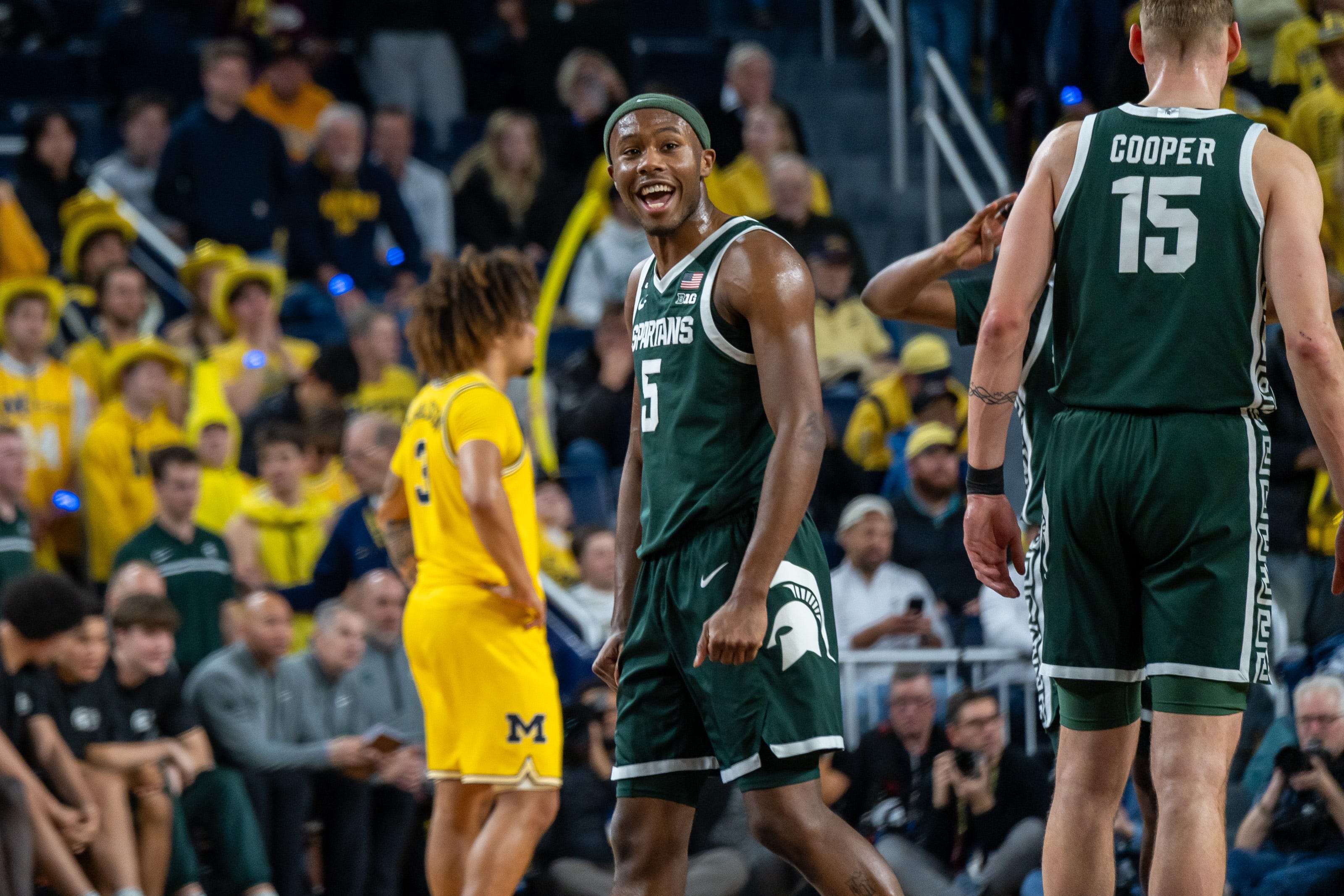 Michigan State basketball guards give Spartans push into Big Ten lead