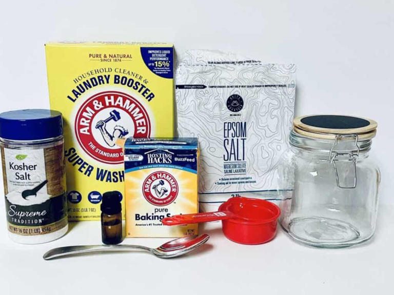 DIY Natural Laundry Detergent Powder
