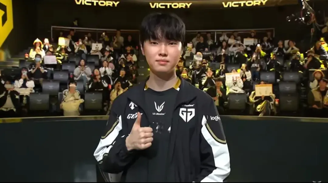 Ganyon觉醒了！GEN 3-0 DK，晋级LCK杯总决赛！Chovy完爆Showmaker