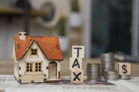 HMRC drags thousands in inheritance tax threshold - check if you're hit HMRC drags thousands in inheritance tax threshold - check if you're hit