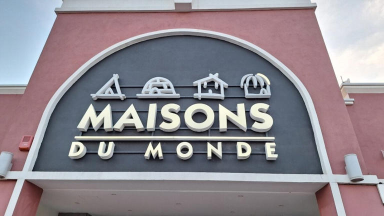 Maisons du Monde: 2 armadi al 60% di sconto perfetti per la camera da ...