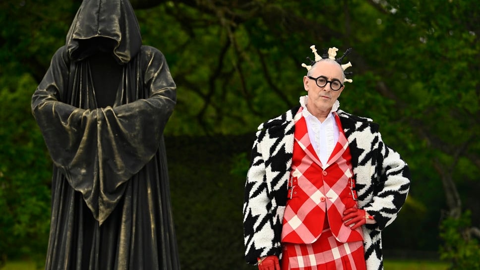 ‘The Traitors’ Is Annoying This Season. Memes Are Saving It