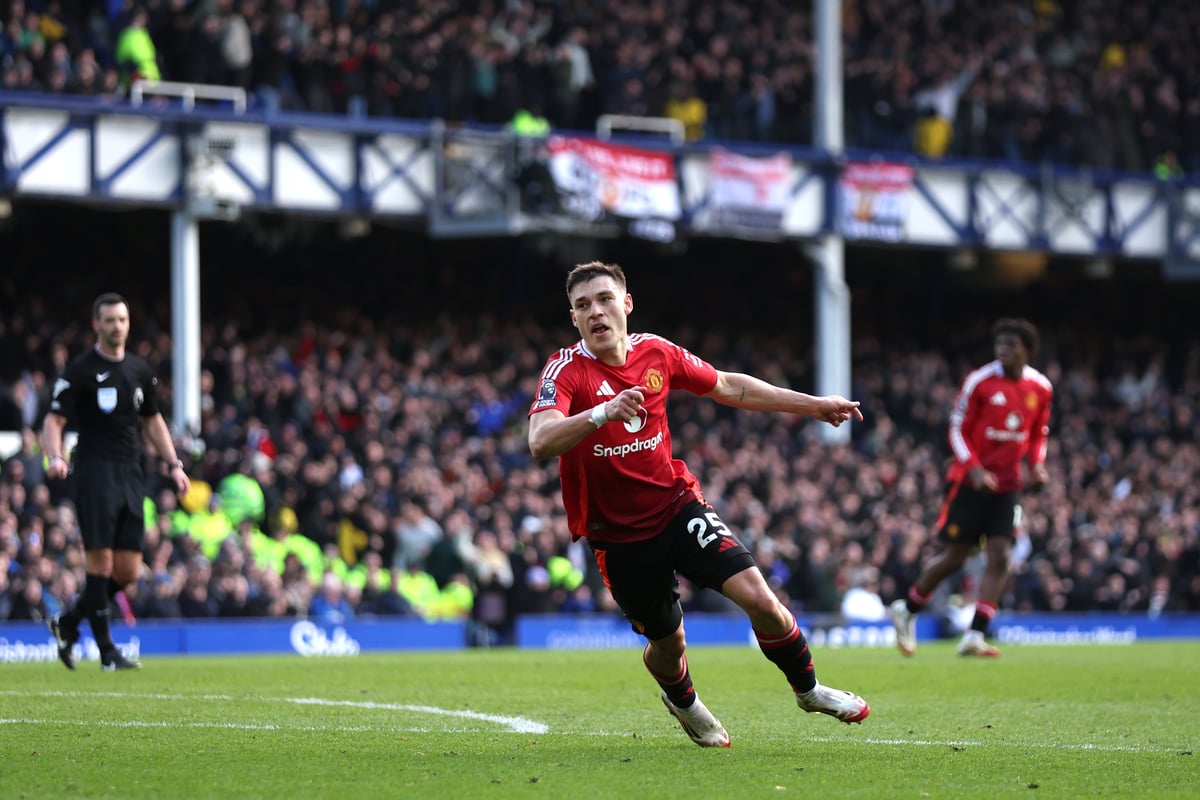 Everton vs Manchester United LIVE! Premier League result, latest ...
