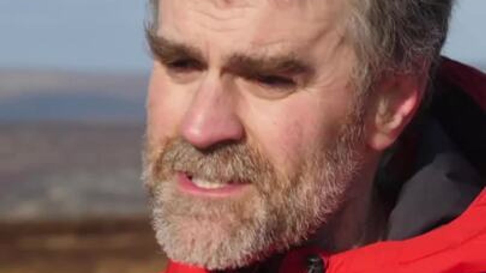 Mountain rescue team on search for missing runner