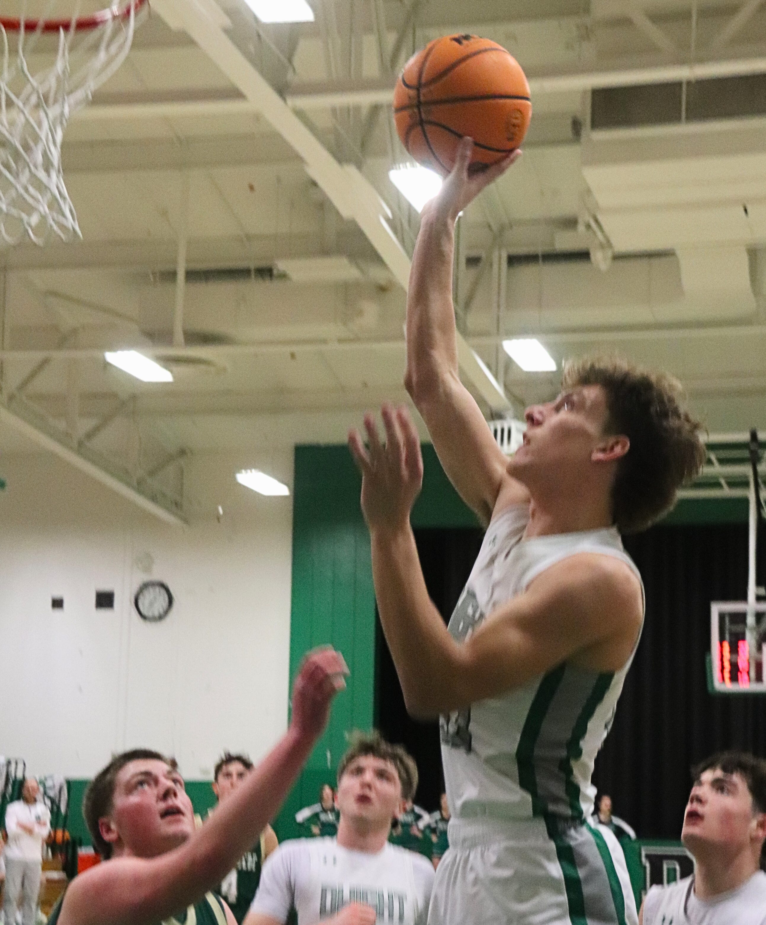 Dwight tops St. Bede to complete three-win week