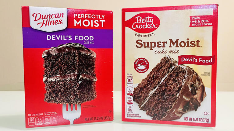 Betty Crocker Vs Duncan Hines: Which Boxed Devil's Food Cake Mix Is Better?
